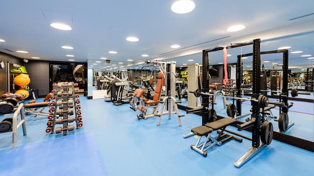 What Essential Fitness Equipment Do You Need When Opening a Gym?